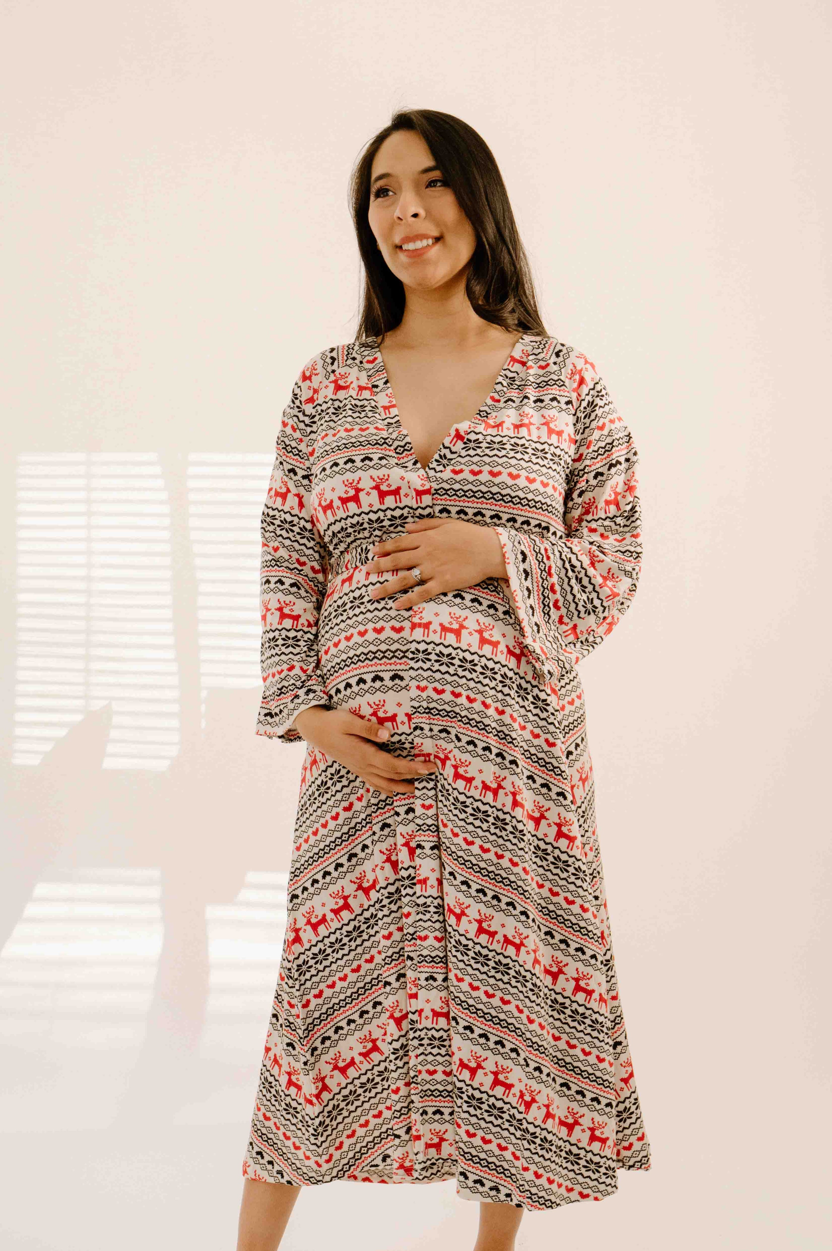 Stylish, comfortable birth gowns, bump-friendly maternity clothes – Lila