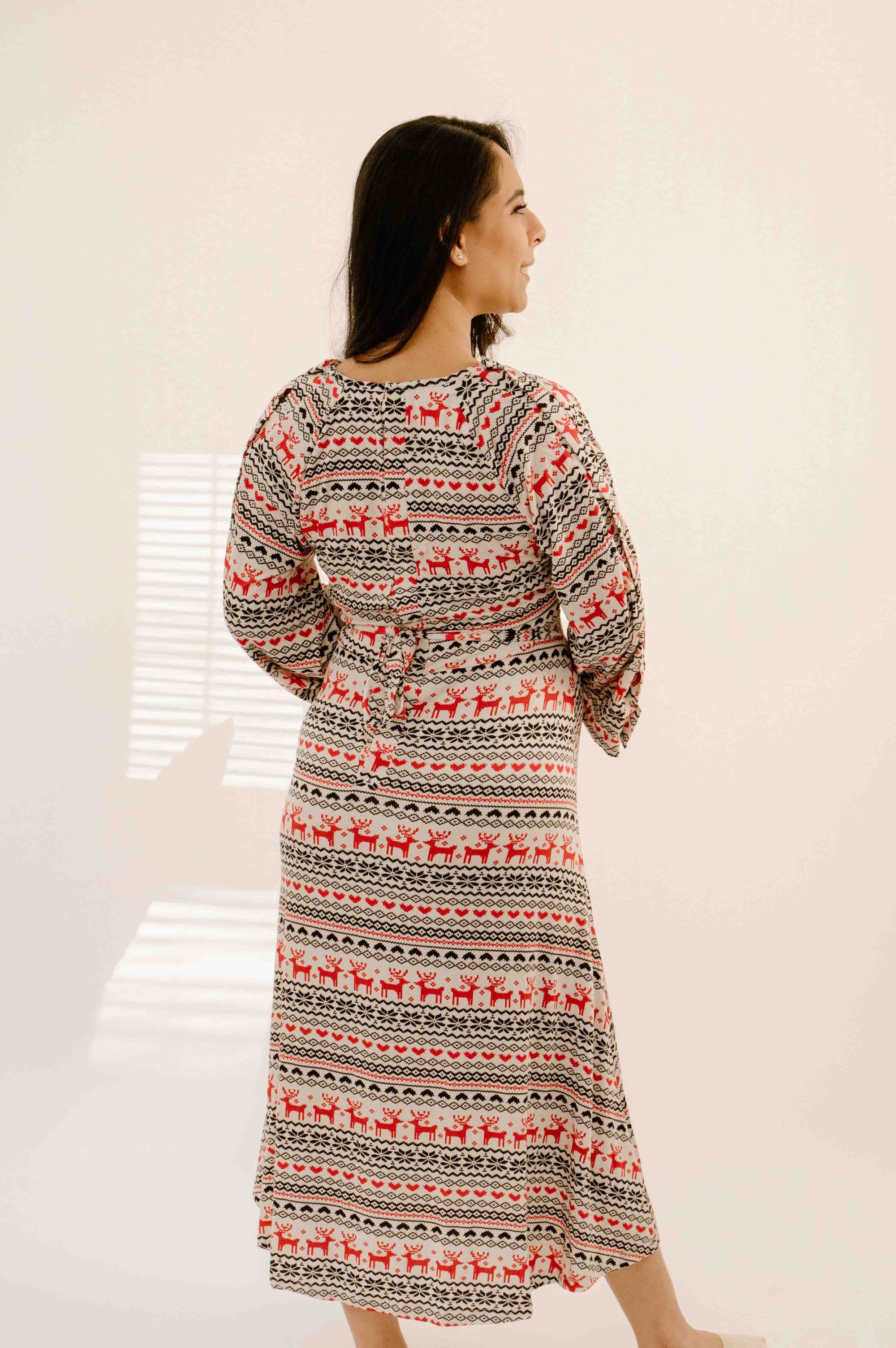 Stylish, comfortable birth gowns, bump-friendly maternity clothes – Lila